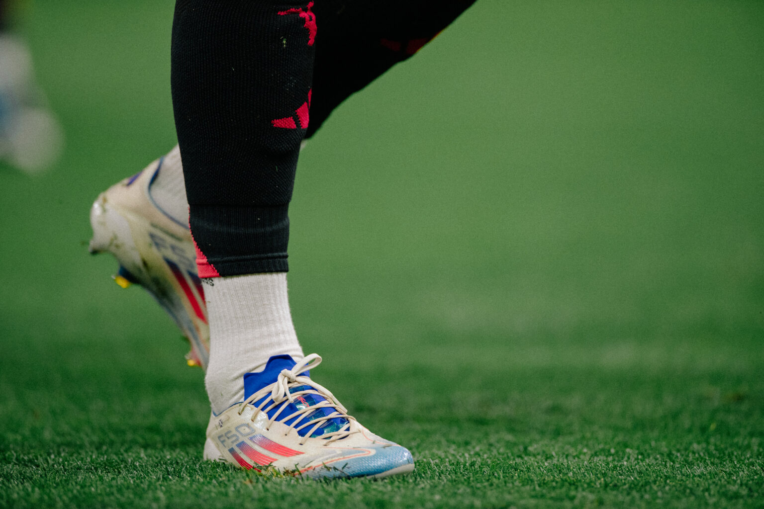 Two Manchester United stars in top 10 fastest Premier League list ...