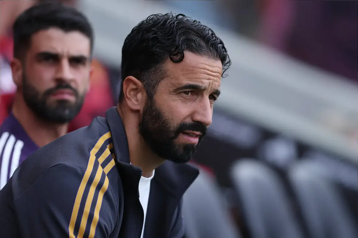 Man Utd insider reveals Ruben Amorim is eyeing surprise deal for “tremendous” Elliot Anderson in ...