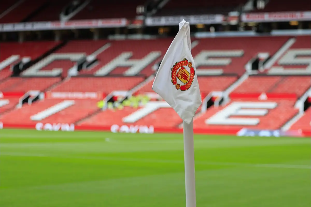 Manchester United handed opportunity to make crucial signing in January ...