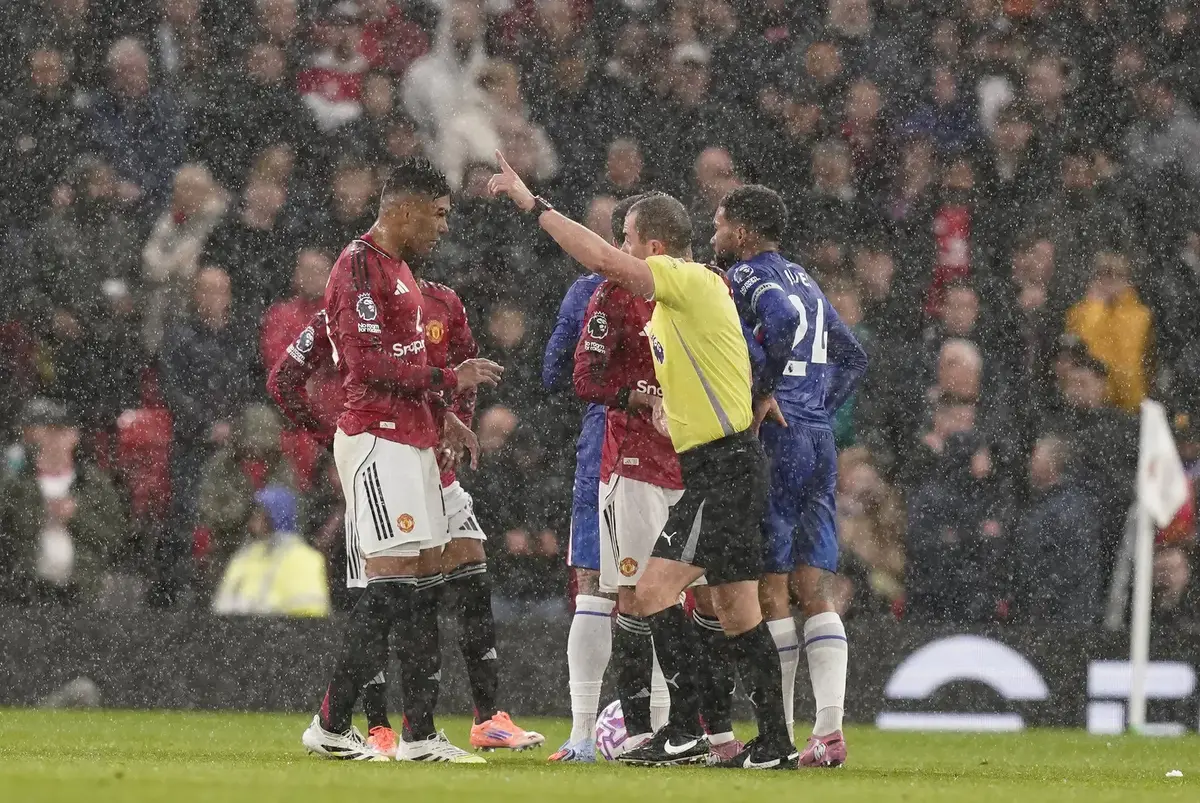 Casemiro’s suspension details revealed after Manchester United red card ...