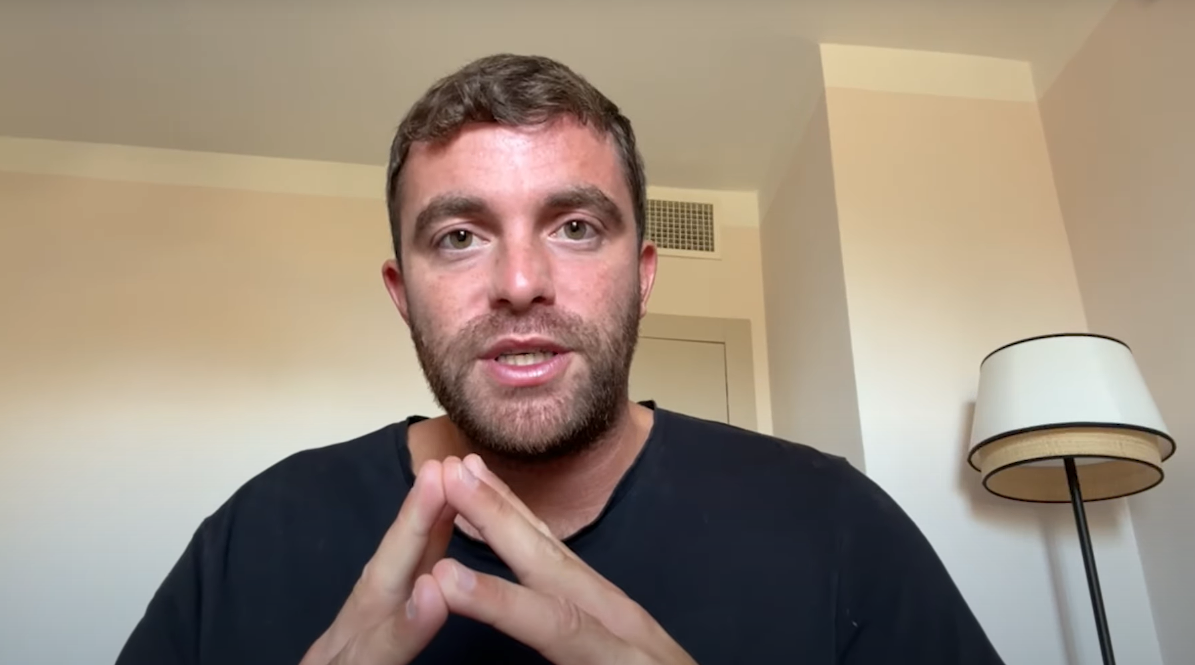 Fabrizio Romano reveals interesting details behind Manchester United “complete” midfield ...