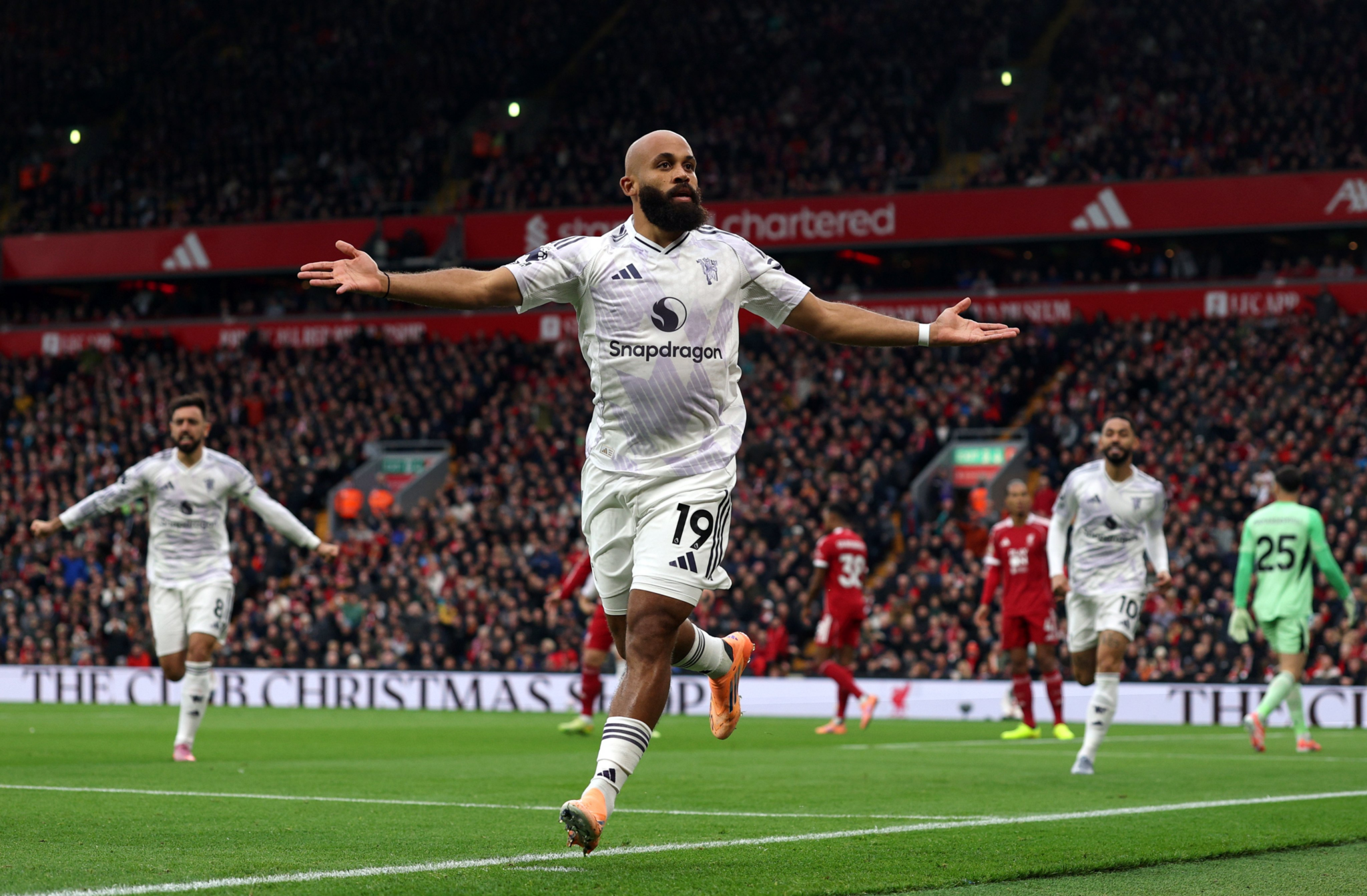 Player Ratings: Liverpool 1-2 Manchester United (Premier League ...