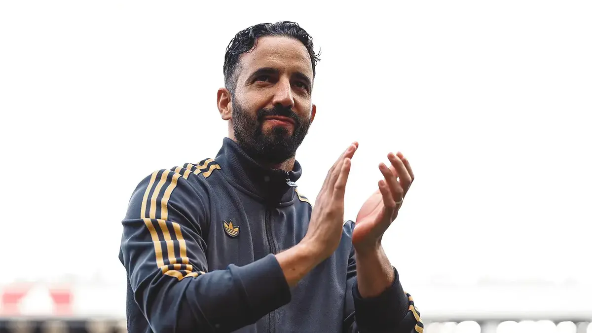 “That’s nonsense…” - Man Utd chiefs completely disagree with Ruben ...