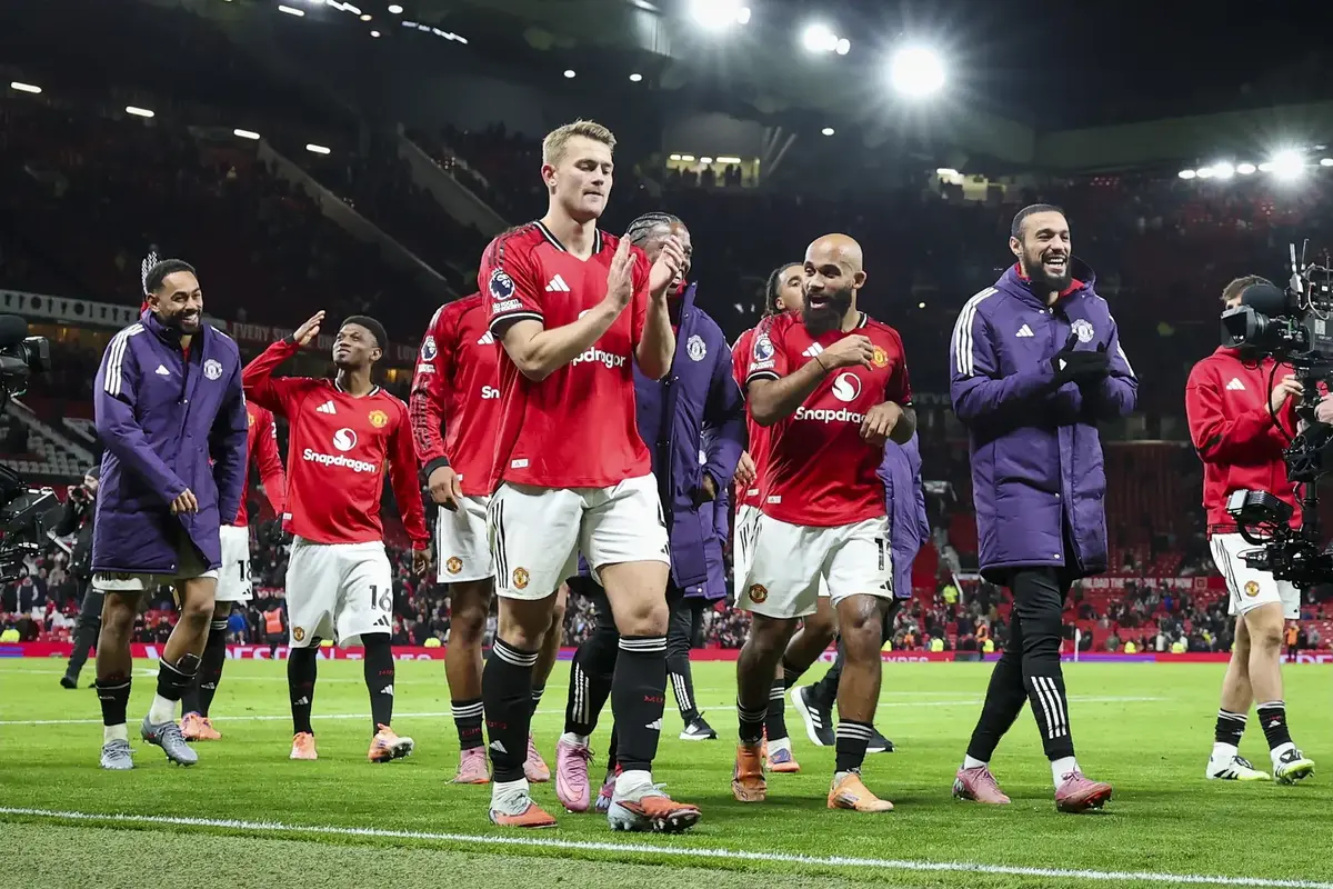 Rúben Amorim can’t complete tactical change before Noussair Mazraoui ...