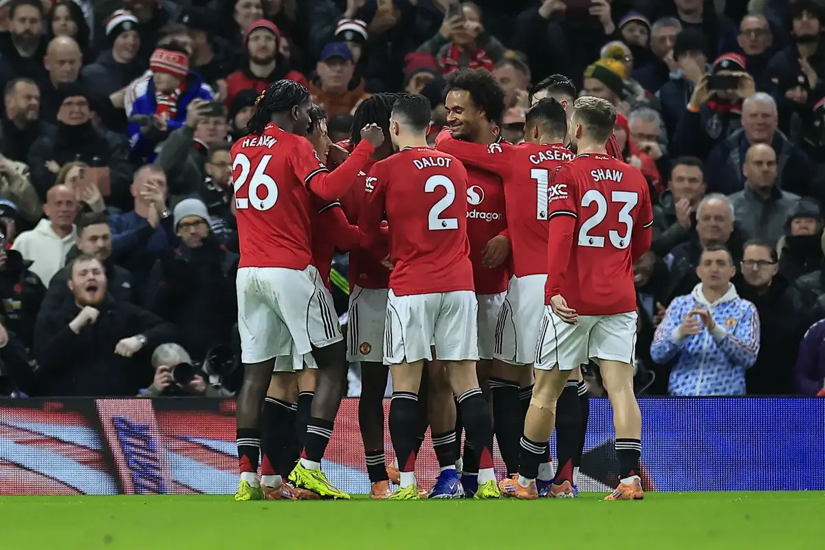 Rúben Amorim singles out Casemiro and Manuel Ugarte after Wolves draw ...