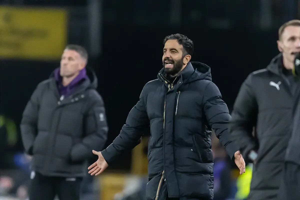 Man Utd ‘battling Man City’ for Daniel Munoz as Real Madrid ‘interested ...
