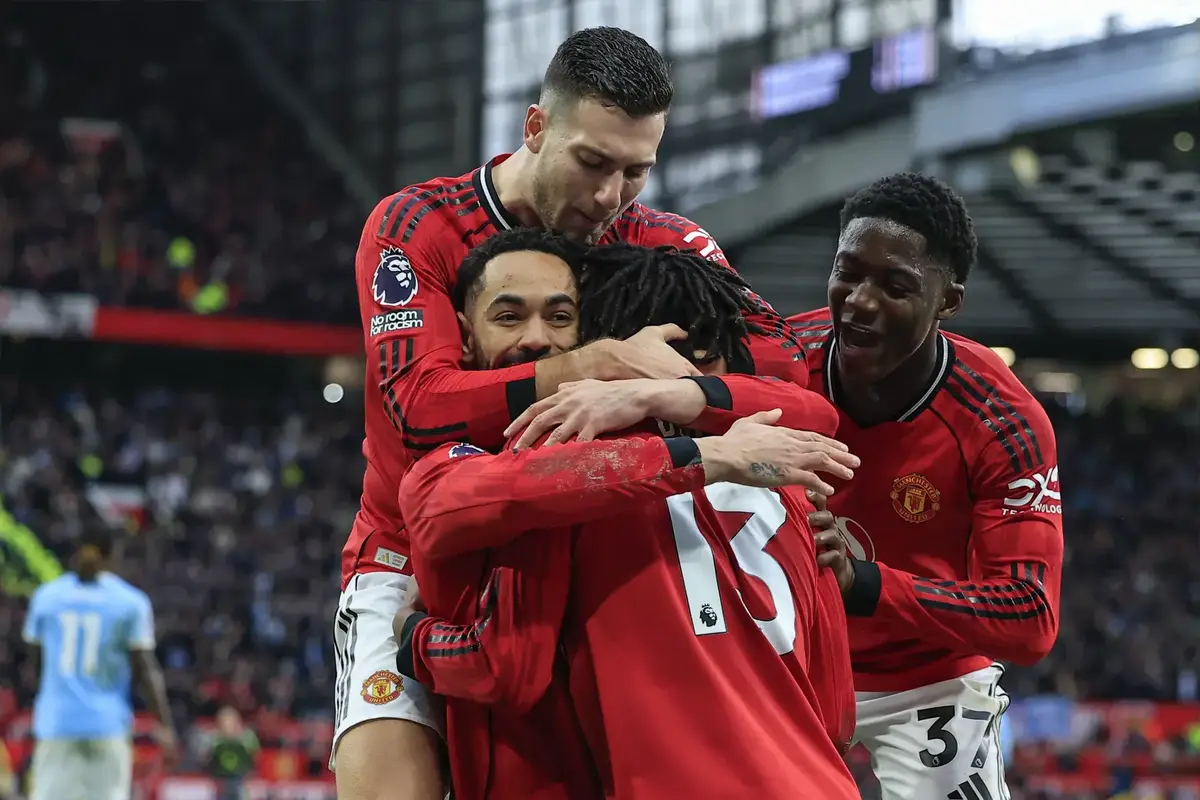 Owen Hargreaves and Michael Owen praise Man Utd’s Matheus Cunha and ...